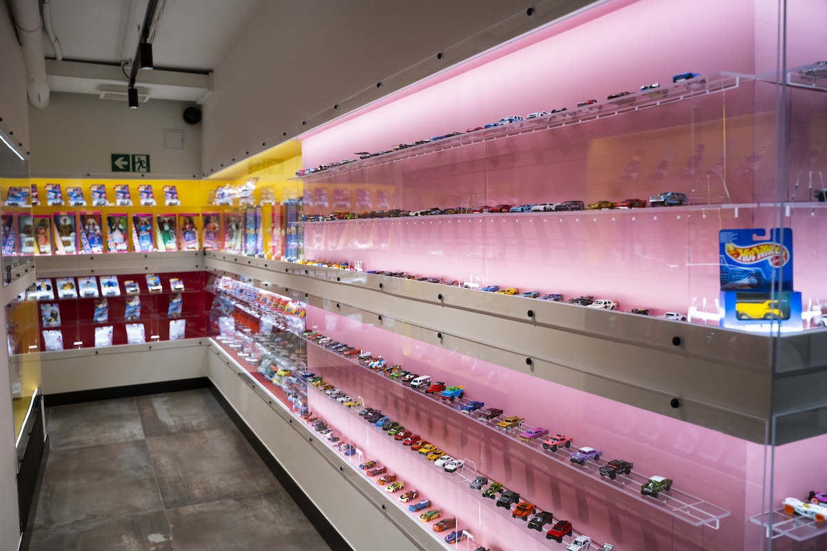 Wheels & Heels | World's Largest Dolls & Toy Cars Museum in Krakow